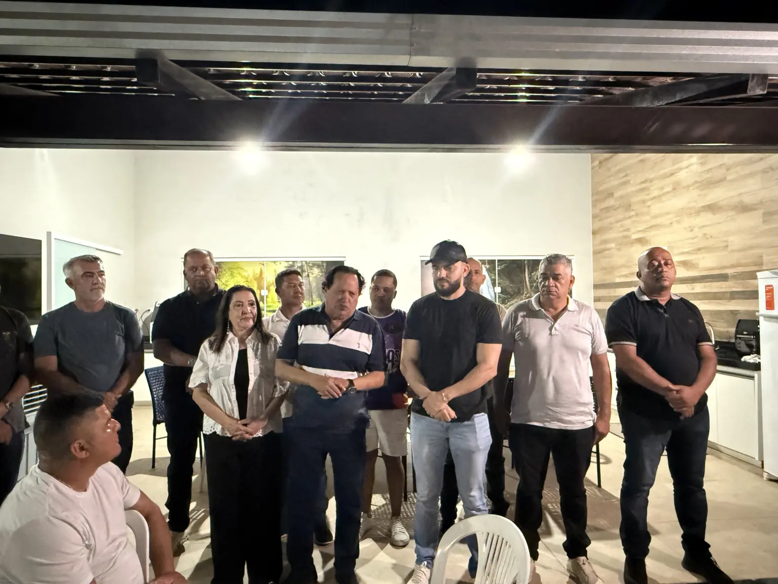 Na casa de Paulo Roberto: Amélio diz que é soldado do grupo e pronto até para “pregar cartaz se ...